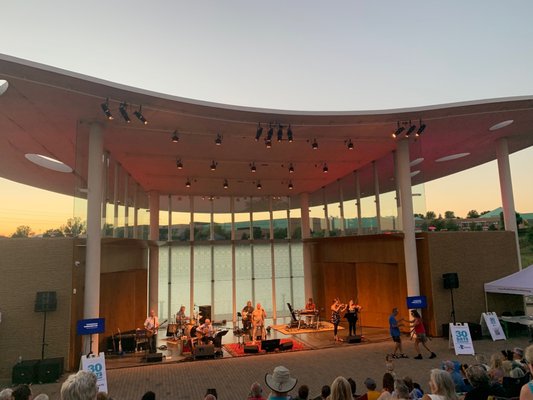 TOWN GREEN - Updated August 2025 - 21 Photos - 7991 Main St N, Maple ...