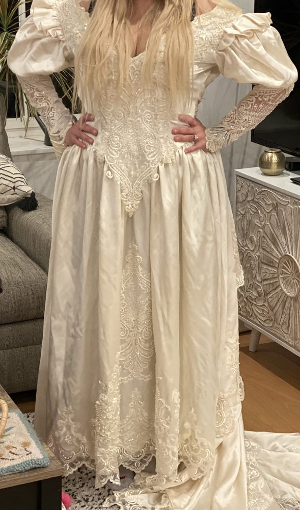 SUE’S CUSTOM DRESSMAKING & TAILOR SHOP - Updated November 2025 - 26 ...