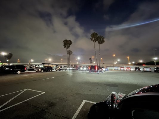 LAX CELL PHONE WAITING LOT - Updated December 2025 - 22 Photos & 42 ...