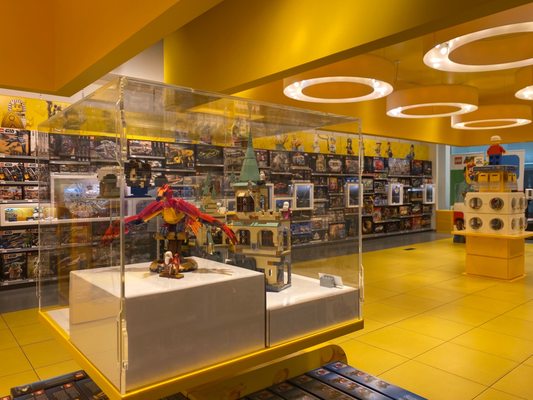 THE LEGO STORE - Updated August 2024 - 295 Photos & 100 Reviews - 2130 ...