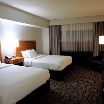 EMBASSY SUITES BY HILTON CHICAGO O’HARE ROSEMONT - Updated January 2025 ...