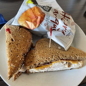 HUGS CAFE - 148 Photos & 183 Reviews - Salad - 224 E Virginia St ...