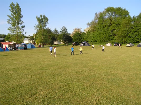 MOAT FARM CAMPING & CARAVAN PARK - Wicklow, Republic of Ireland ...