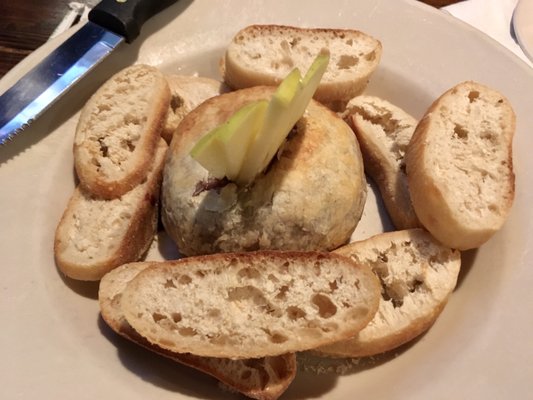 THE BELL TREE TAVERN - 54 Photos & 137 Reviews - 155 NE Broad St ...