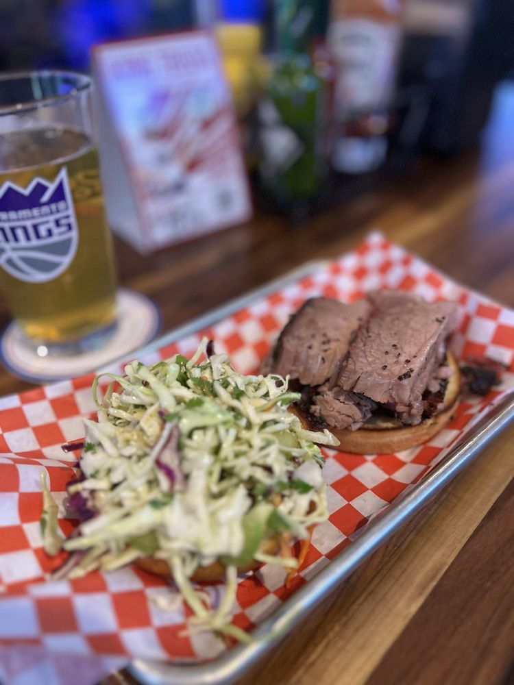 POPPY’S BAR & QUE - Updated October 2025 - 37 Photos & 40 Reviews - 97 ...