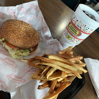 CHESTER’S HAMBURGERS - Updated November 2024 - 98 Photos & 246 Reviews ...