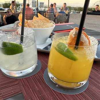 RISE ROOFTOP LOUNGE - Updated November 2024 - 564 Photos & 329 Reviews ...