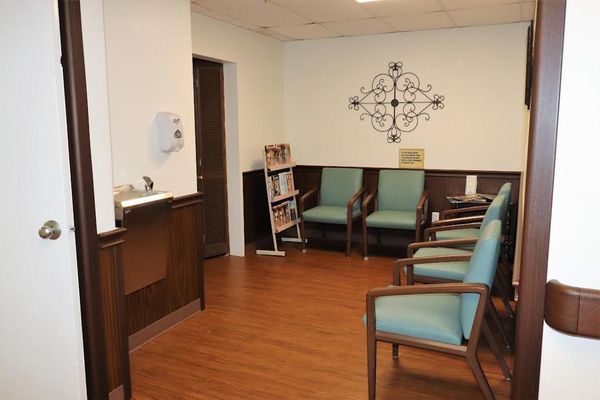 DALE MEDICAL CENTER - Updated December 2025 - 41 Photos - 126 Hospital ...