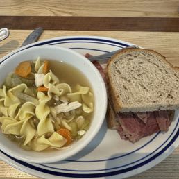 MAVEN’S DELICATESSEN - Updated October 2025 - 284 Photos & 345 Reviews ...