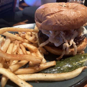 HOPMONK TAVERN - Updated May 2025 - 899 Photos & 1091 Reviews - 691 ...