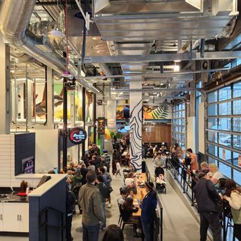 FLOCK - Updated April 2025 - 110 Photos & 24 Reviews - 917 SW Alder St ...