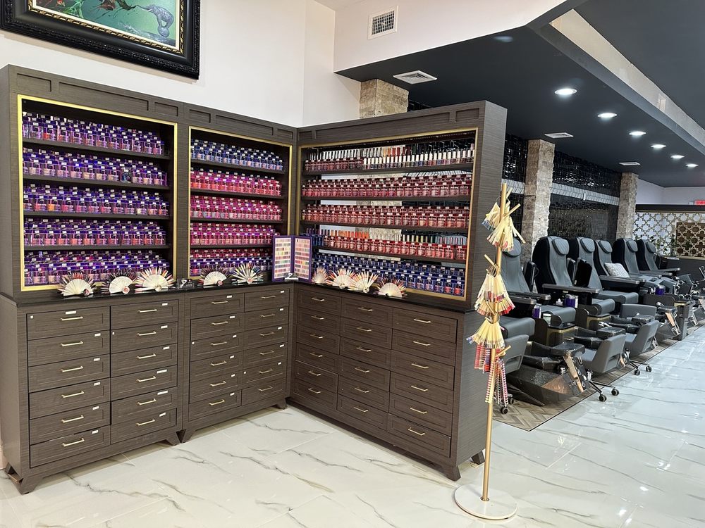 EMCHI NAIL SALON - Updated May 2026 - 27 Photos & 12 Reviews - 147 High ...