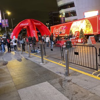 LA KINGS HOLIDAY ICE - LA LIVE - Updated December 2025 - 324 Photos ...