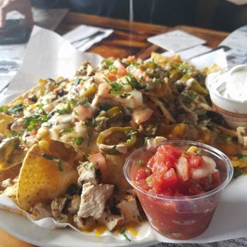 DAMAN’S BAR AND GRILL - Updated July 2024 - 58 Photos & 127 Reviews ...