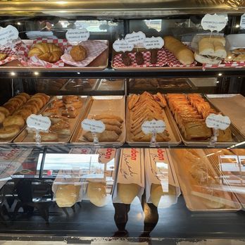 AZUCAR CUBAN BAKERY & CAFE - Updated October 2025 - 122 Photos & 77 ...