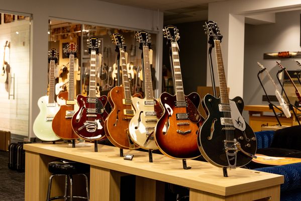 THE MUSIC ZOO - Updated December 2025 - 49 Photos & 51 Reviews - 123 ...