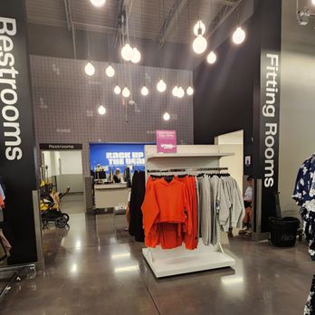 NORDSTROM RACK - Updated November 2025 - 118 Photos & 12 Reviews - 1855 ...