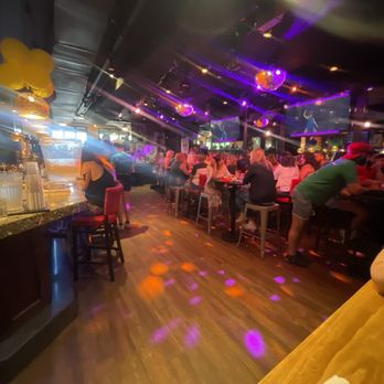 ROSCOE’S BAR & BURGERS - Updated December 2024 - 326 Photos & 135 ...