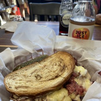 STEIN’S MARKET AND DELI - 599 Photos & 705 Reviews - 2207 Magazine St ...