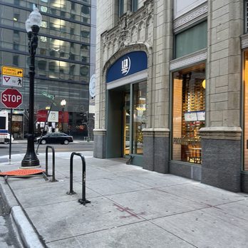 LEA - Updated December 2025 - 201 Photos & 108 Reviews - 70 E Lake St ...