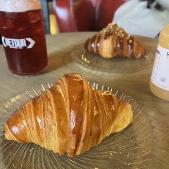 DETOUR COFFEE - Updated July 2024 - 675 Photos & 328 Reviews - 946 N ...