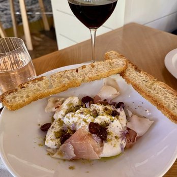 FLORABELLA - Updated March 2025 - 89 Photos & 62 Reviews - 500 Brooks ...