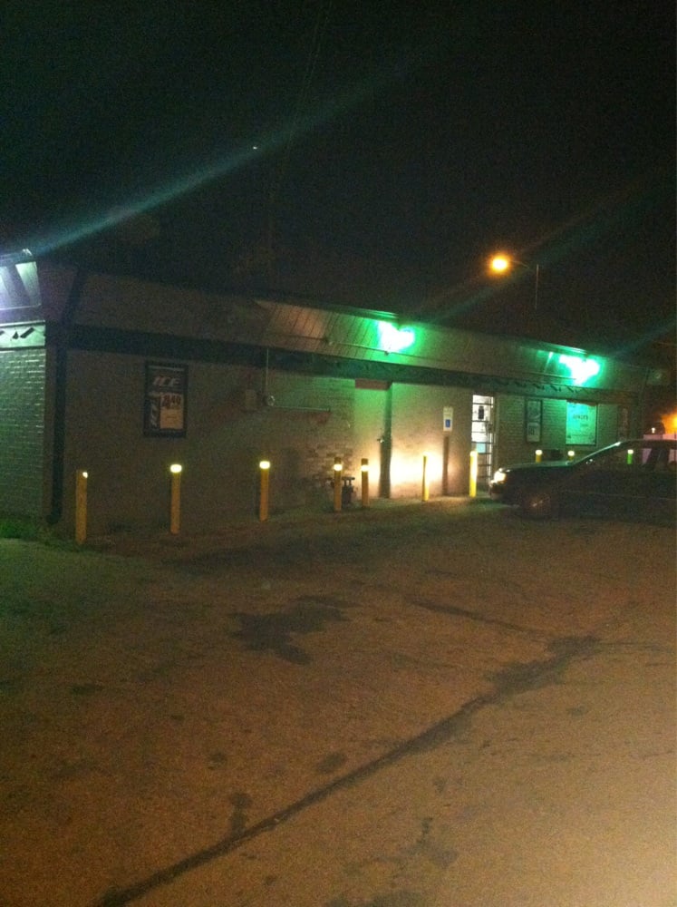 HOWDY’S LIQUOR - Updated October 2025 - 2301 Central Ave, Kansas City ...