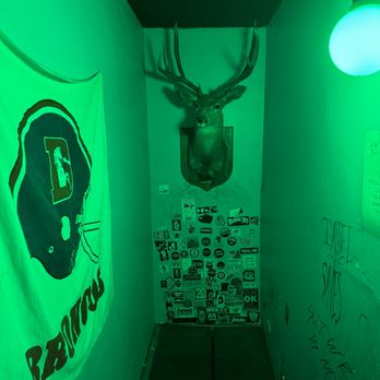 HI-DIVE - Updated December 2025 - 35 Photos & 134 Reviews - 7 S ...