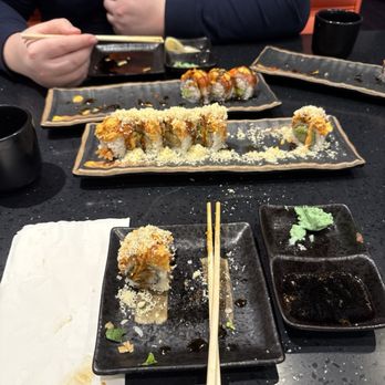 SUSHI%AYCE - Updated April 2025 - 600 Photos & 405 Reviews - 660 S King ...