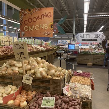 Central Market - 659 Photos & 332 Reviews - Grocery - 4821 Broadway St ...