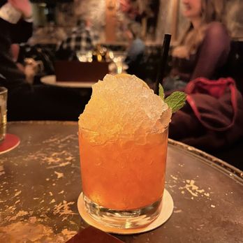 BISOUS - Updated June 2025 - 158 Photos & 71 Reviews - 938 W Fulton ...