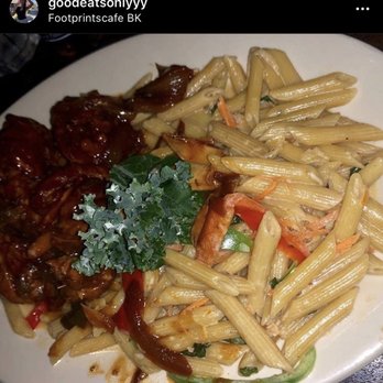 Footprints Cafe - Takeout & Delivery - 748 Photos & 851 Reviews ...