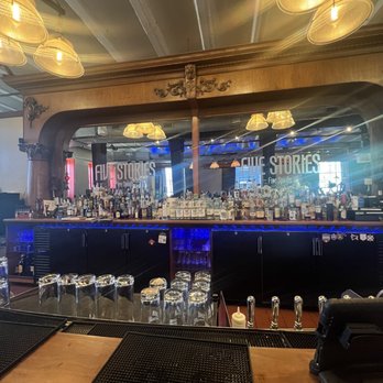 NORTHERN ROW BREWERY & DISTILLERY - Updated January 2025 - 147 Photos ...