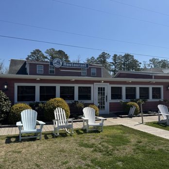 COINJOCK MARINA & RESTAURANT - Updated September 2025 - 266 Photos ...