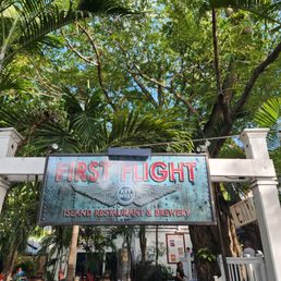 FIRST FLIGHT ISLAND RESTAURANT & BREWERY - Updated December 2025 - 706 ...