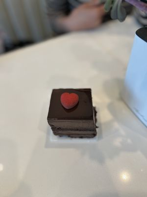 D’CARAMEL PATISSERIE - Updated July 2025 - 236 Photos & 83 Reviews ...