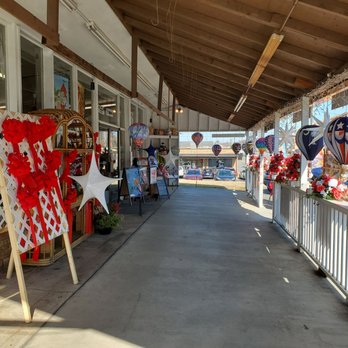 CLEMMONS COUNTRY STORE - Updated December 2025 - 35 Photos - 2690 ...