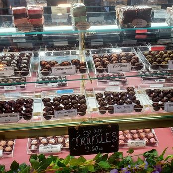 CORRALES TEAS & CHOCOLATES - Updated December 2025 - 145 Photos & 22 ...