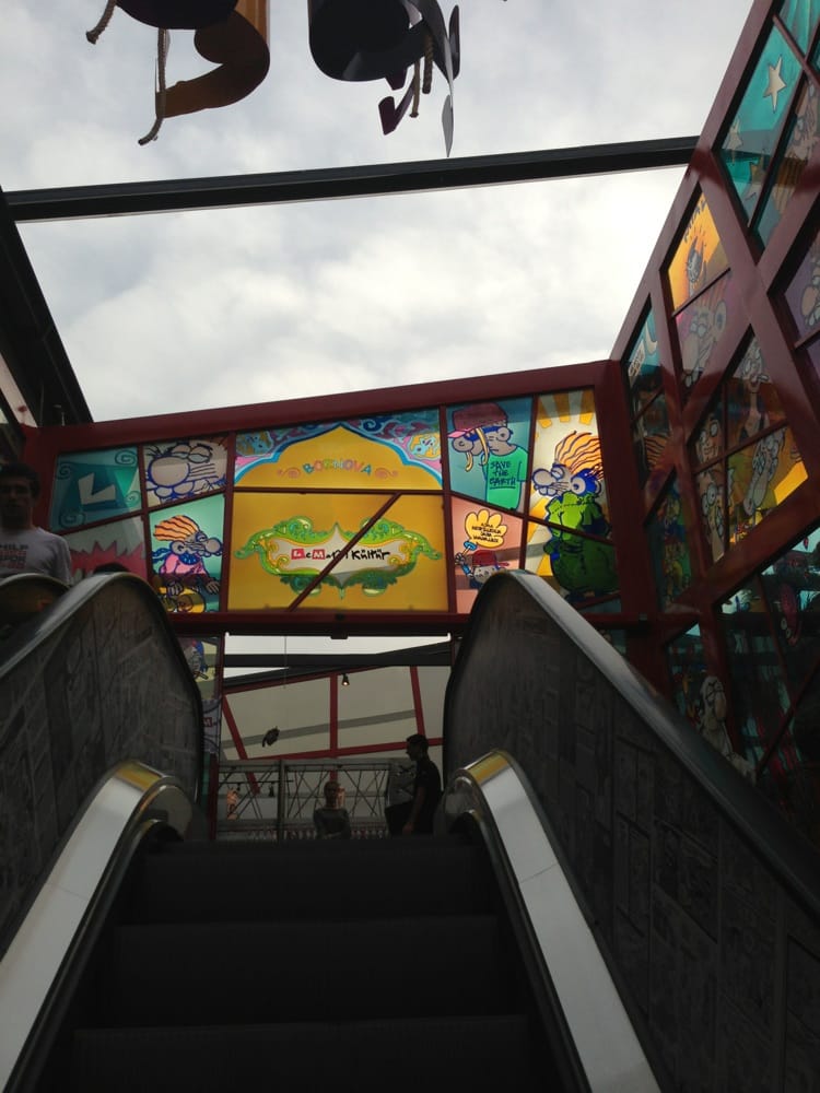 LEMAN KÜLTÜR | 17 Photos | Forum Bornova AVM, İzmir, Turkey | Turkish ...