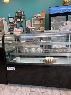 KREAMIES BAKERY - Updated July 2025 - 54 Photos & 21 Reviews - 367 W ...
