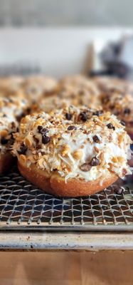 DOUGHNUT LOVE - Updated June 2026 - 204 Photos & 48 Reviews - 1655 Como ...
