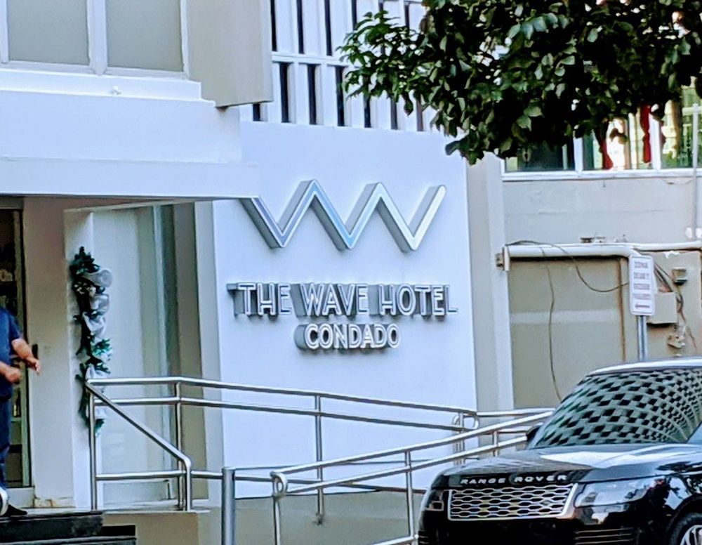 THE WAVE HOTEL CONDADO - 51 Photos & 43 Reviews - Av. Condado 76, San ...