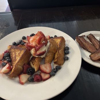 BERRY SWEET KITCHEN - 218 Photos & 248 Reviews - 5406 34th Ave S ...