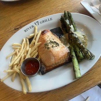 17 RIVER GRILLE - Updated July 2024 - 345 Photos & 254 Reviews - 17 ...