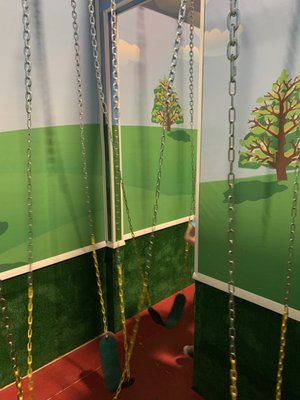 LABYRINTH REALITY GAMES - 36 Photos & 33 Reviews - 635 N 1700th W ...