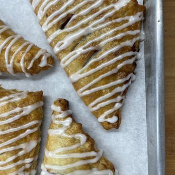 MERRY LITTLE BAKER - Updated January 2026 - 30 Photos & 11 Reviews ...