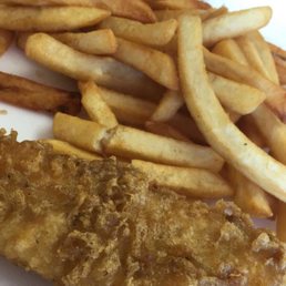 VILLAGE INN FISH & CHIPS - 169 Photos & 210 Reviews - 6406 E Stearns St ...