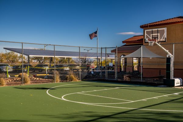 GREEN VALLEY RECREATION - Updated July 2025 - 1070 S Calle De Las ...