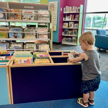 INDIAN TRAILS PUBLIC LIBRARY DISTRICT - Updated July 2025 - 42 Photos ...