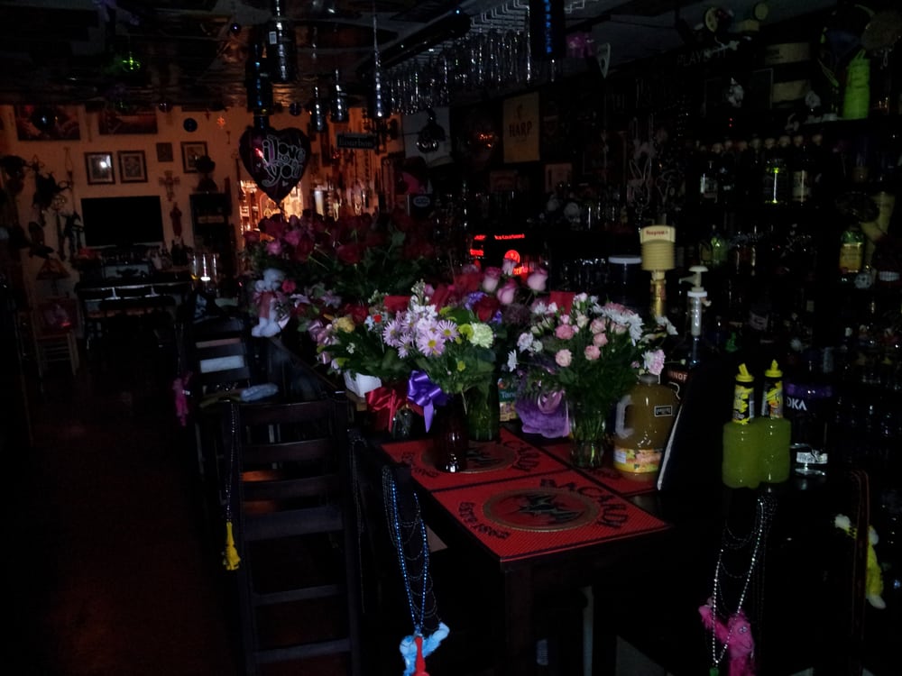 MIDNIGHT MONKEY LOUNGE - Updated December 2025 - 181 W Second St ...